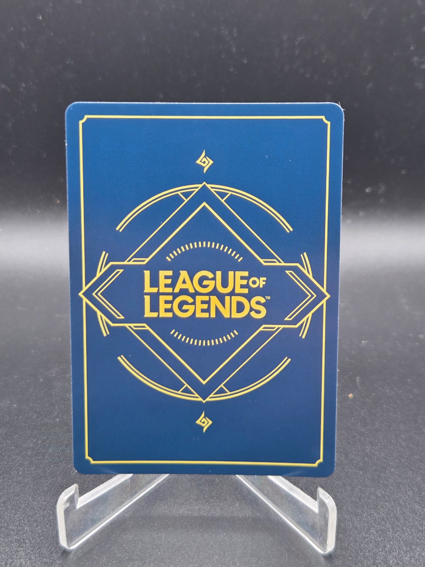 Riftbound TCG: Whiteflame Protector - 082/298 - OGN: Origins (Chinese ...